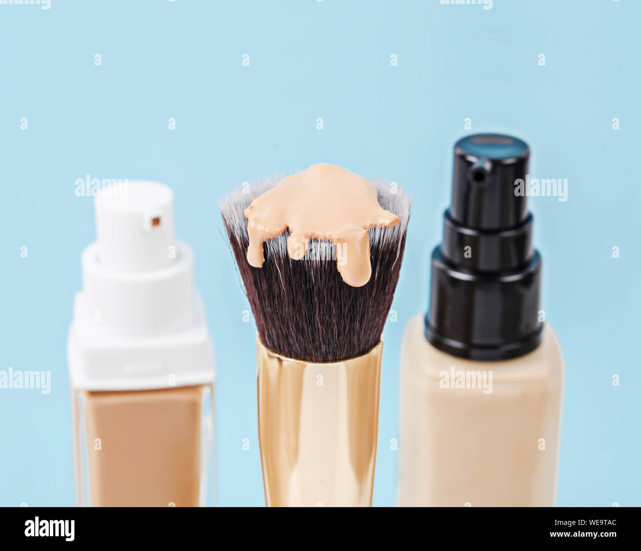 Makeup foundation hi-res stock photography and images - Alamy