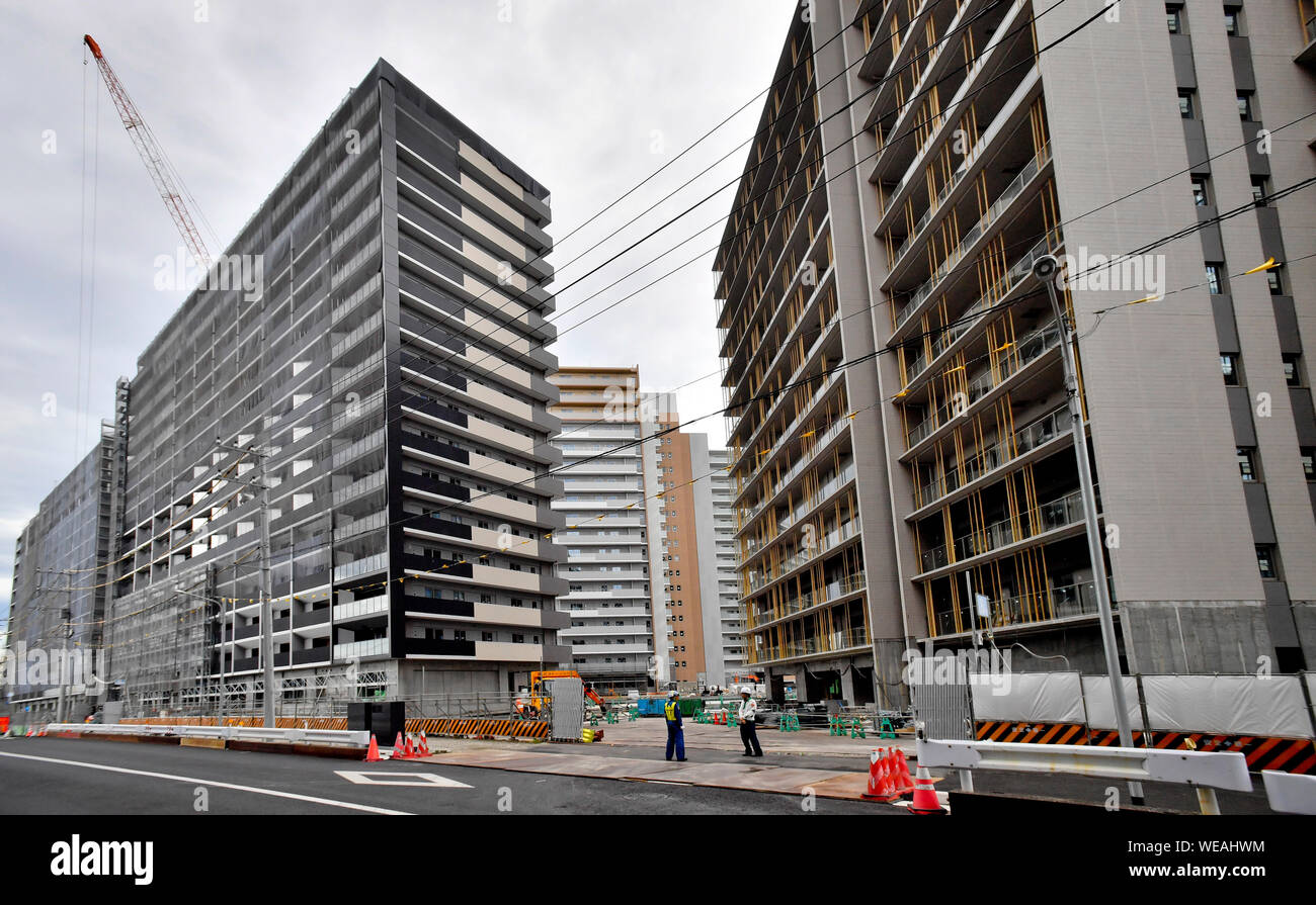 Tokyo olympic construction hi-res stock photography and images - Alamy