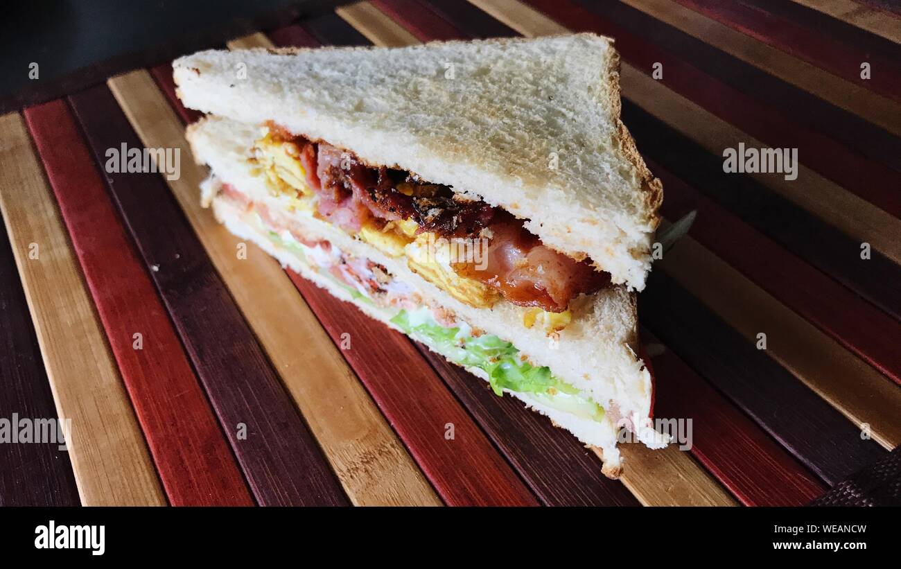 Sandwich slice hi-res stock photography and images - Alamy