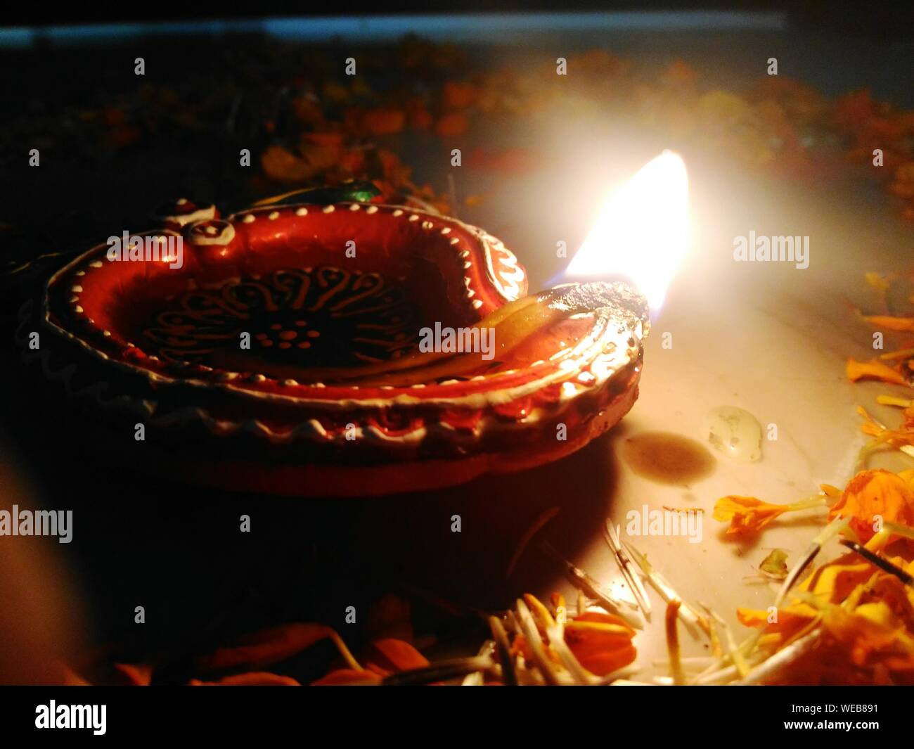 Diya and diwali hi-res stock photography and images - Alamy