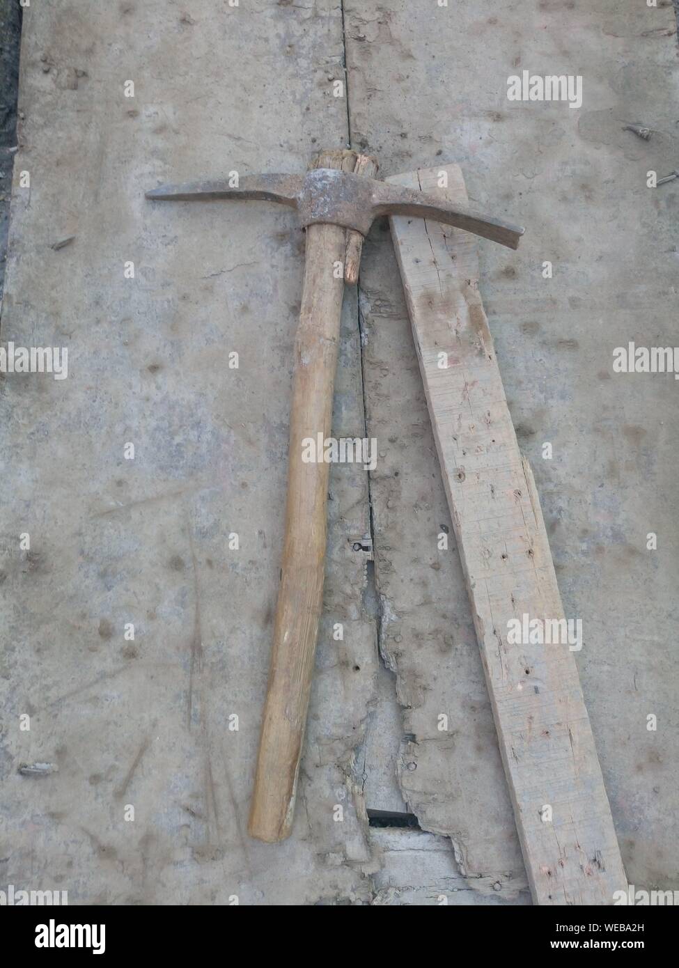 Pick axe tool hi-res stock photography and images - Alamy