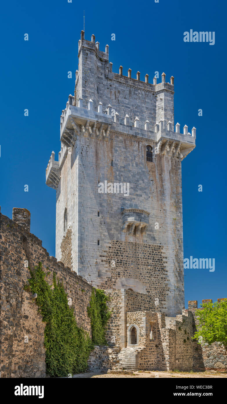 Torre de Menagem, Manueline style tower and ramparts at Castelo de Beja ...