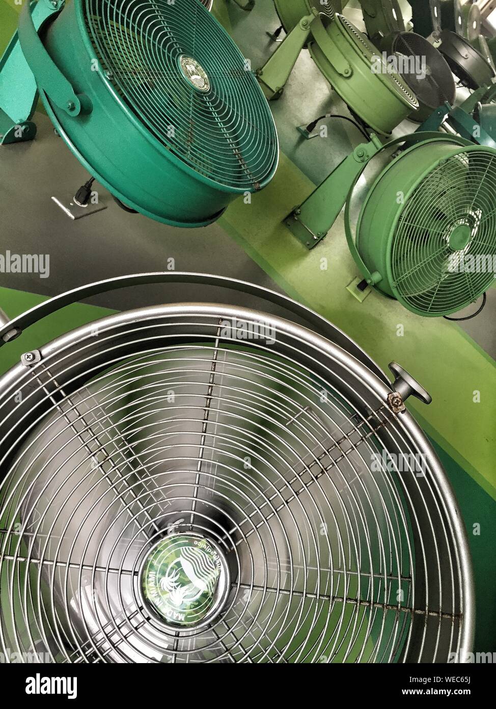 Wall mounted fan hi-res stock photography and images - Alamy