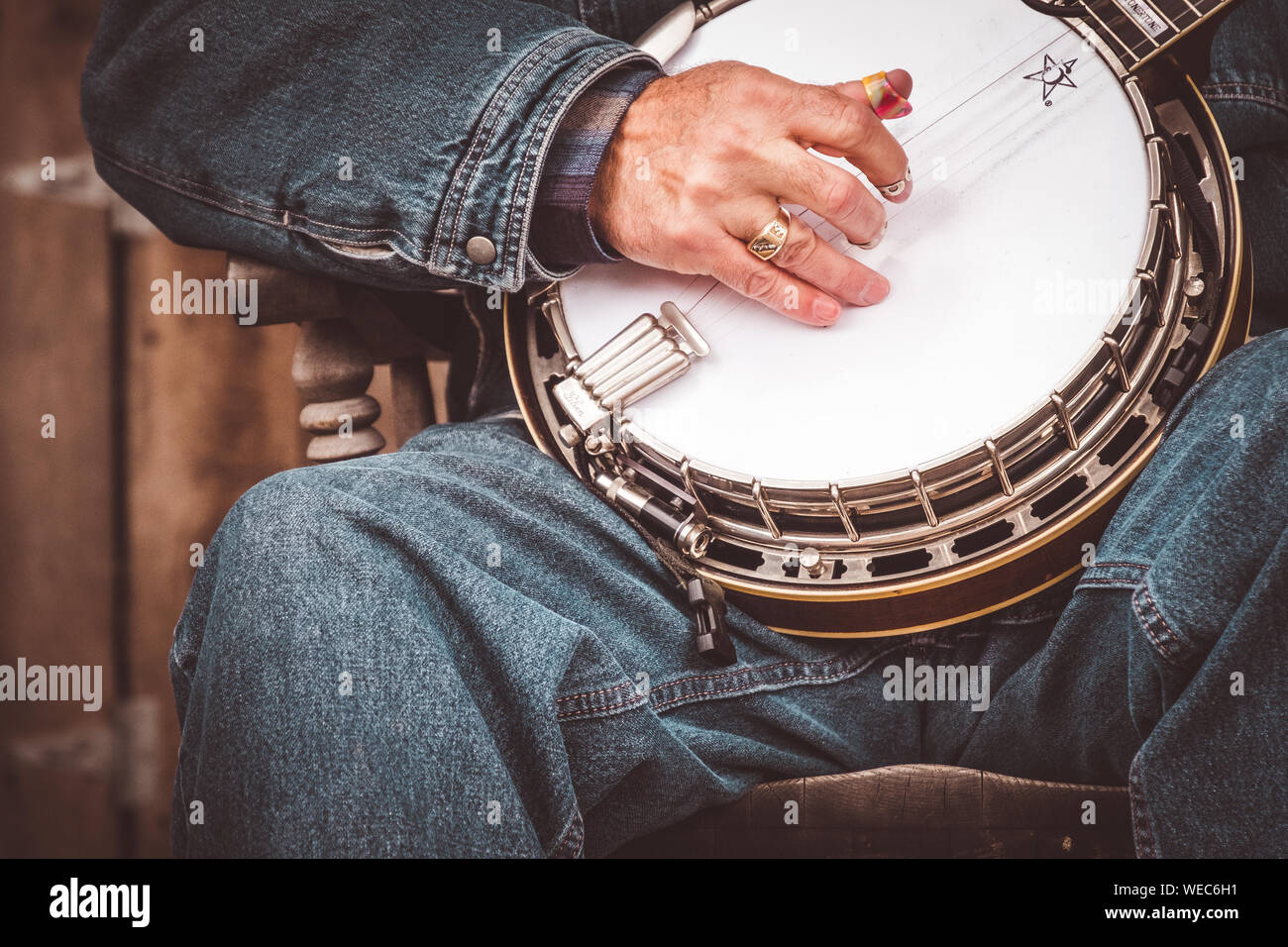 Man Playing Banjo High Resolution Stock Photography and Images - Alamy