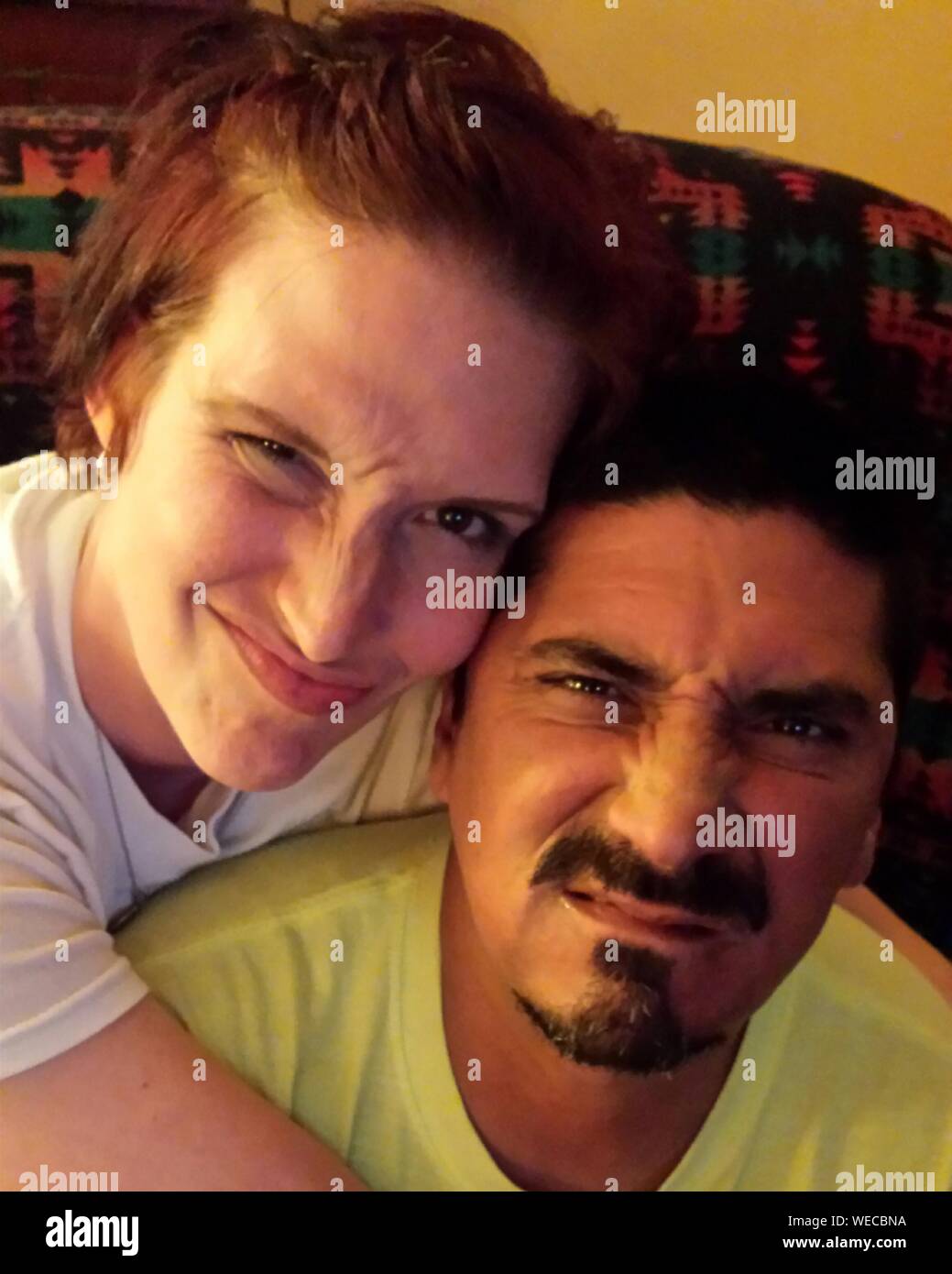 Couple faces hi-res stock photography and images - Alamy