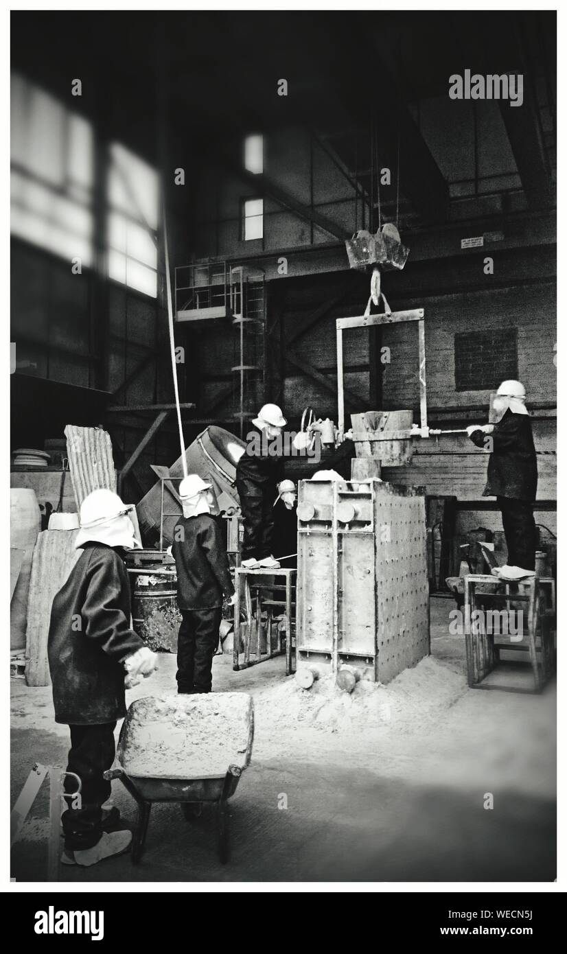 Metal working industry hi-res stock photography and images - Alamy