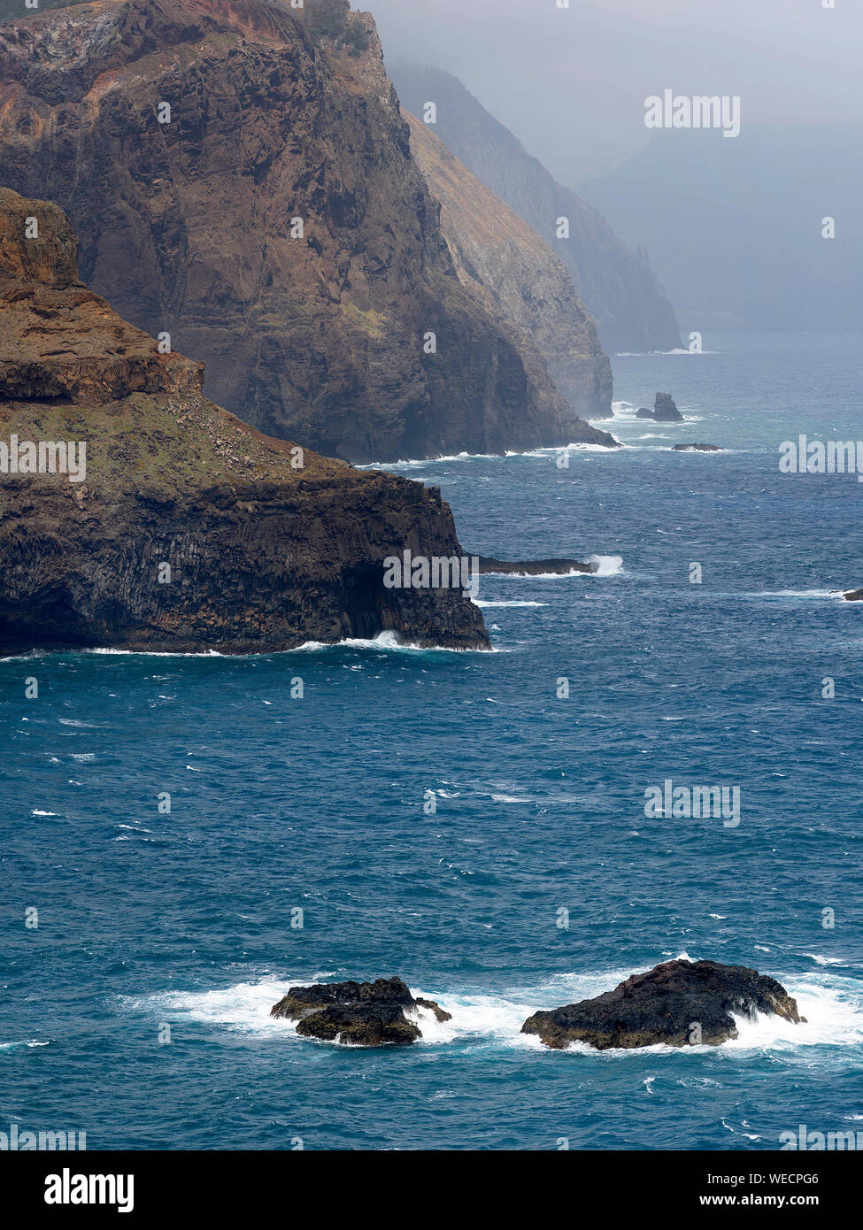Coastal feature hi-res stock photography and images - Alamy
