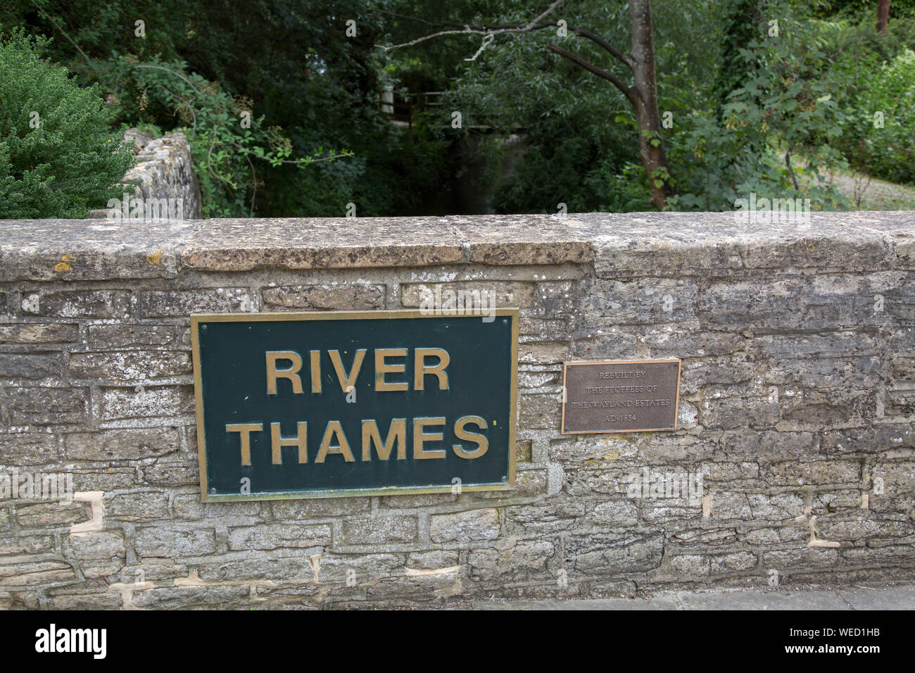 River Thames Sign, Cricklade, England, UK Stock Photo - Alamy