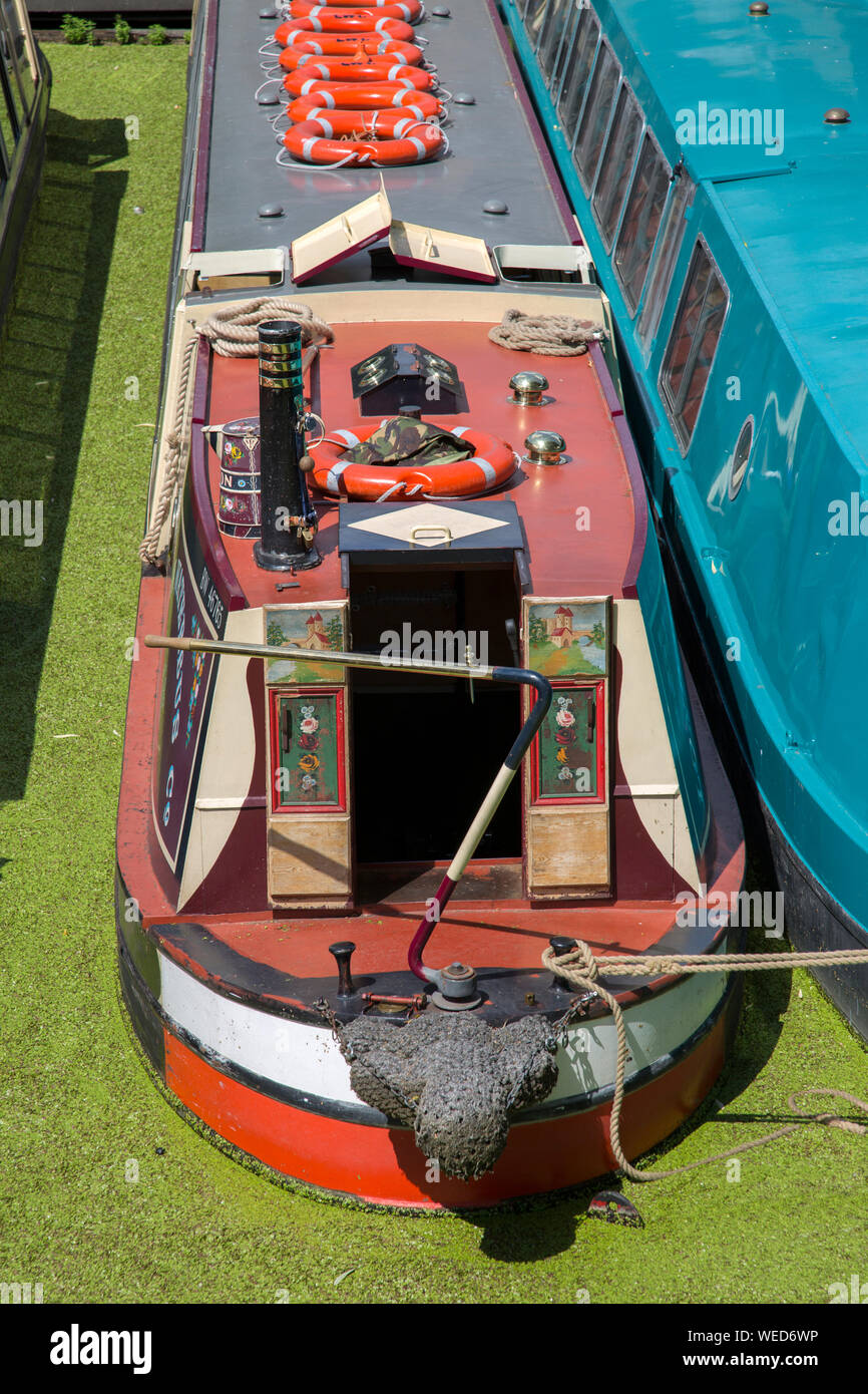 Canal Barge Boat; Camden Lock; London; England; UK Stock Photo - Alamy