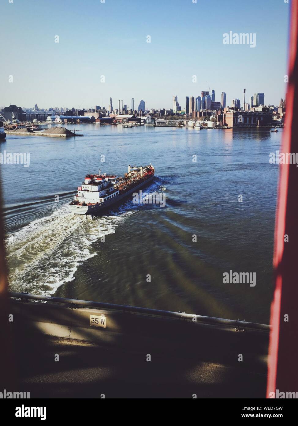 Bay container hi-res stock photography and images - Alamy