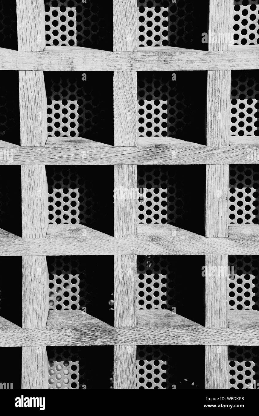 Steel window frame hi-res stock photography and images - Alamy