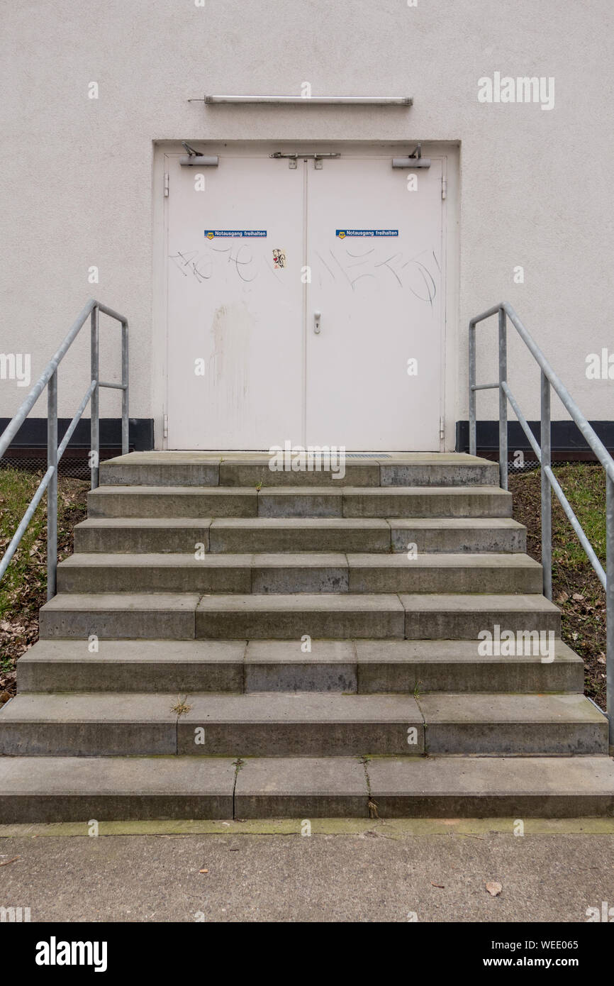 Closed Warehouse High Resolution Stock Photography and Images - Alamy