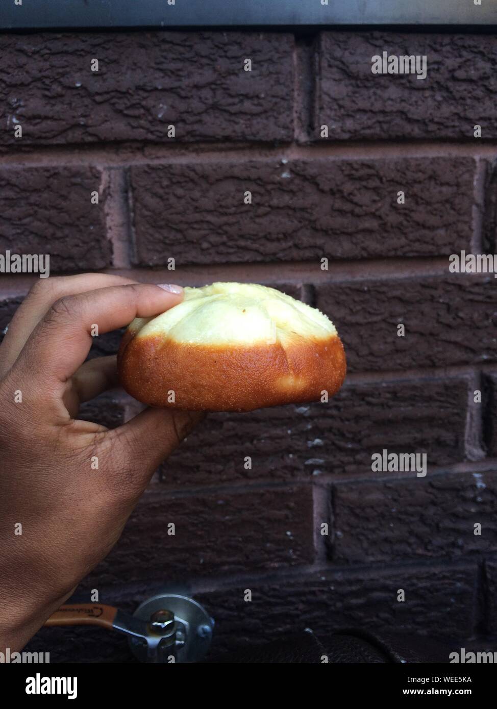 Wall of bread hi-res stock photography and images - Alamy