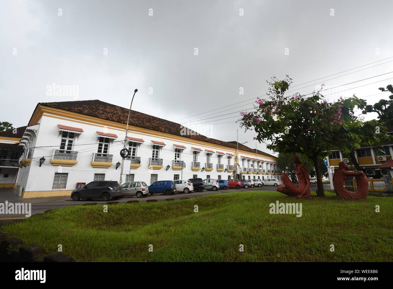 Adil Shah Palace. Avenida Dom Joao de Castro, Patto Colony, Panaji, Goa ...