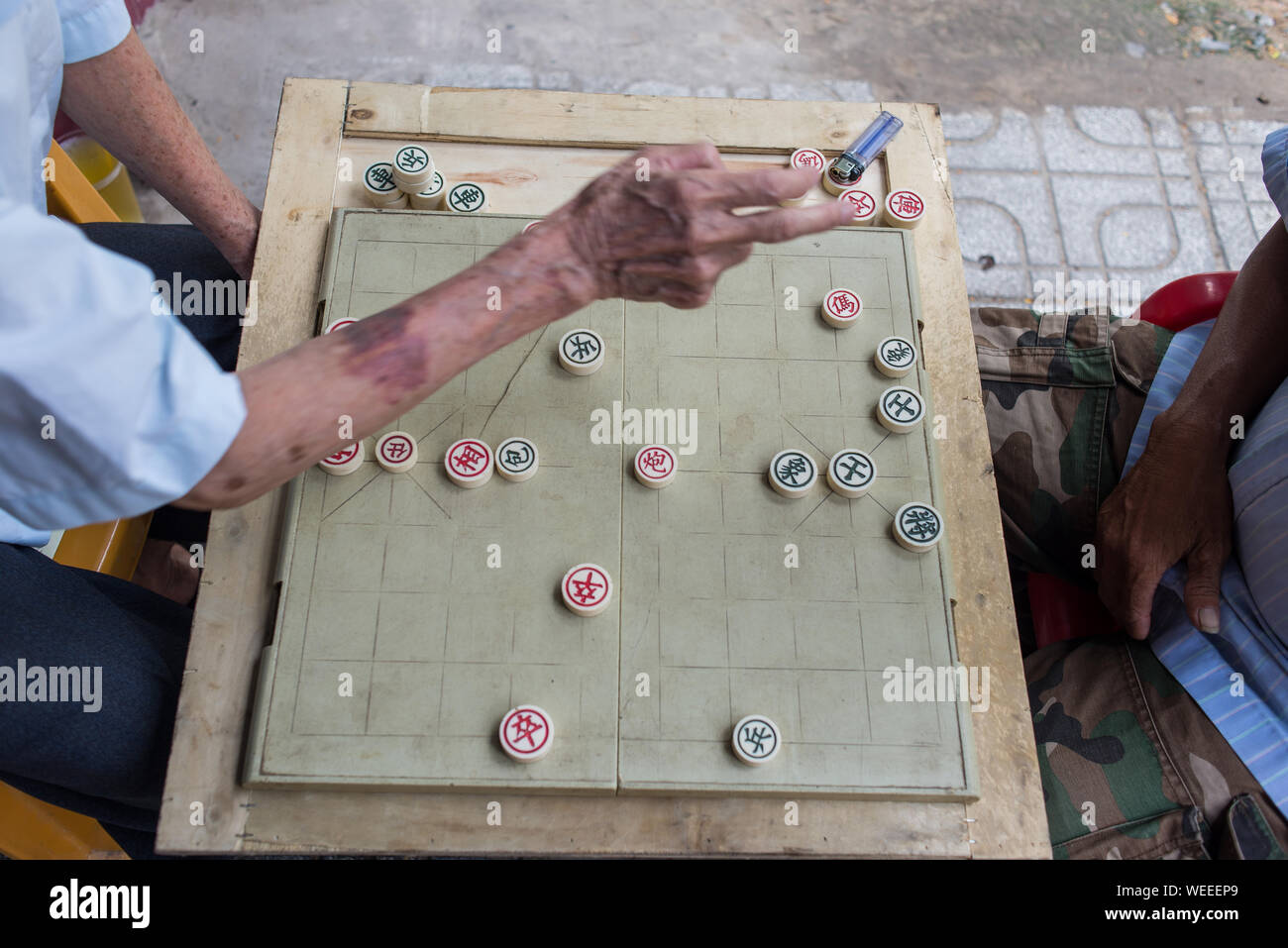 Asian grandpa hi-res stock photography and images - Alamy