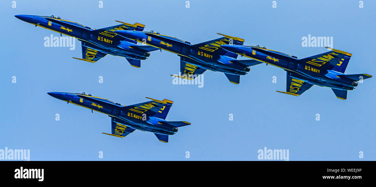 Blue angels hi-res stock photography and images - Alamy