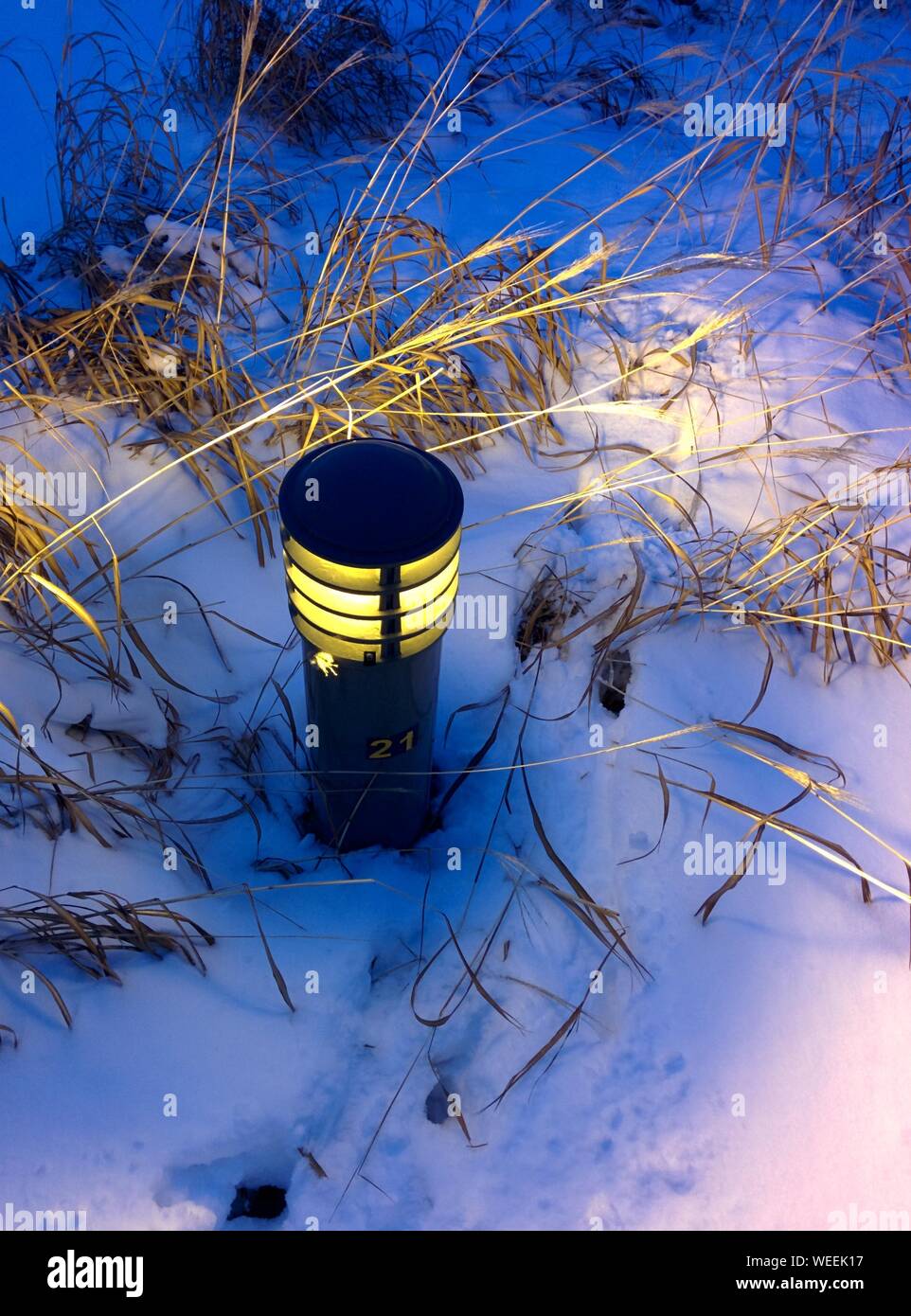 Lamp Post Snow High Resolution Stock Photography and Images - Alamy
