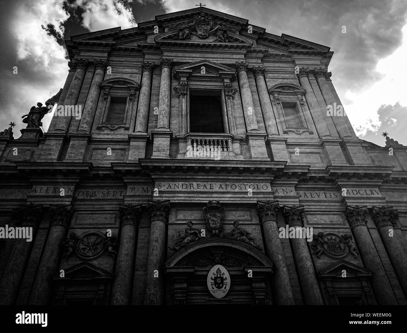 Beautiful white building wall Black and White Stock Photos & Images - Alamy