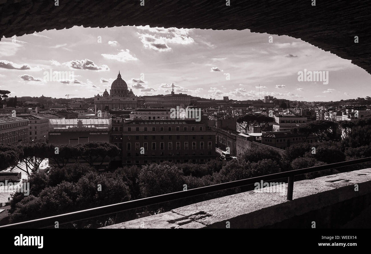 Rome, Italy, Vatican, bridge - Castel Sant'Angelo Stock Photo - Alamy