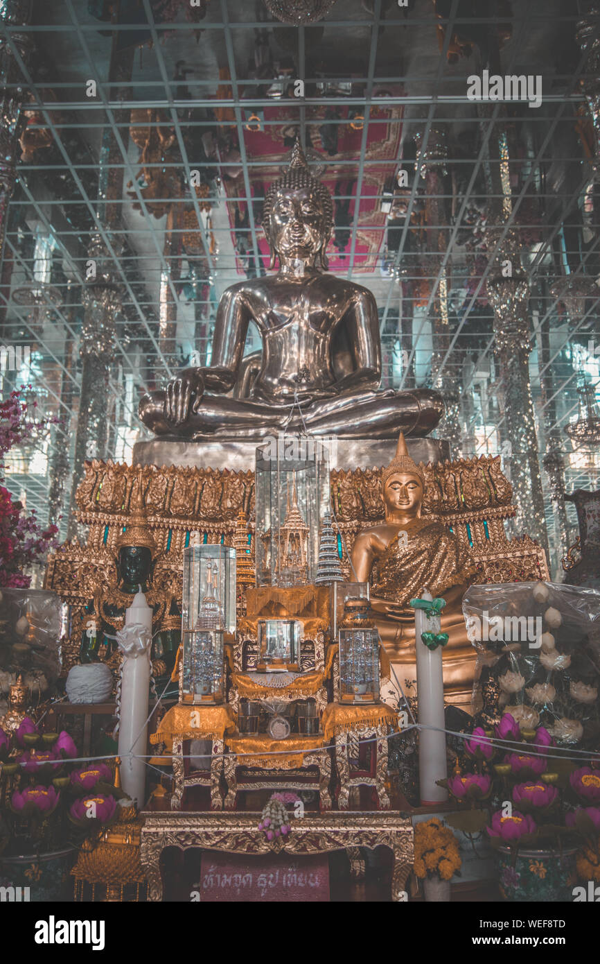 Statue history art architecture finger old antique hi-res stock ...