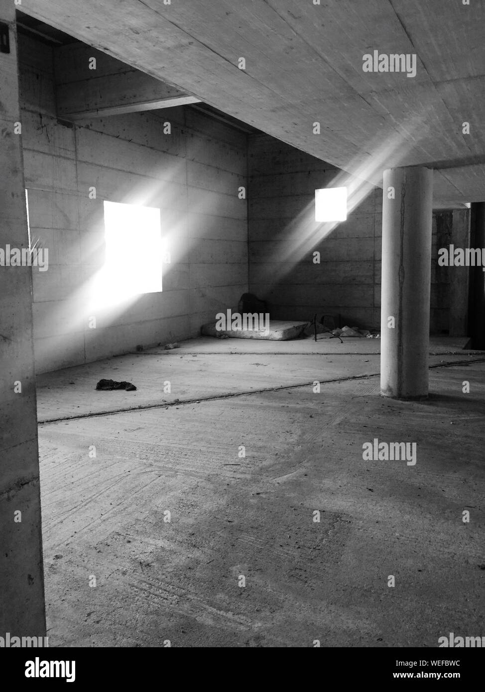 Sunlight falling in room day hi-res stock photography and images - Alamy