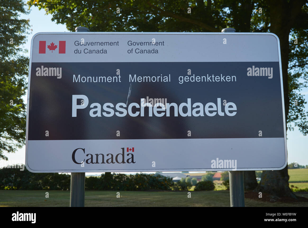 Canadian war memorial hi-res stock photography and images - Alamy