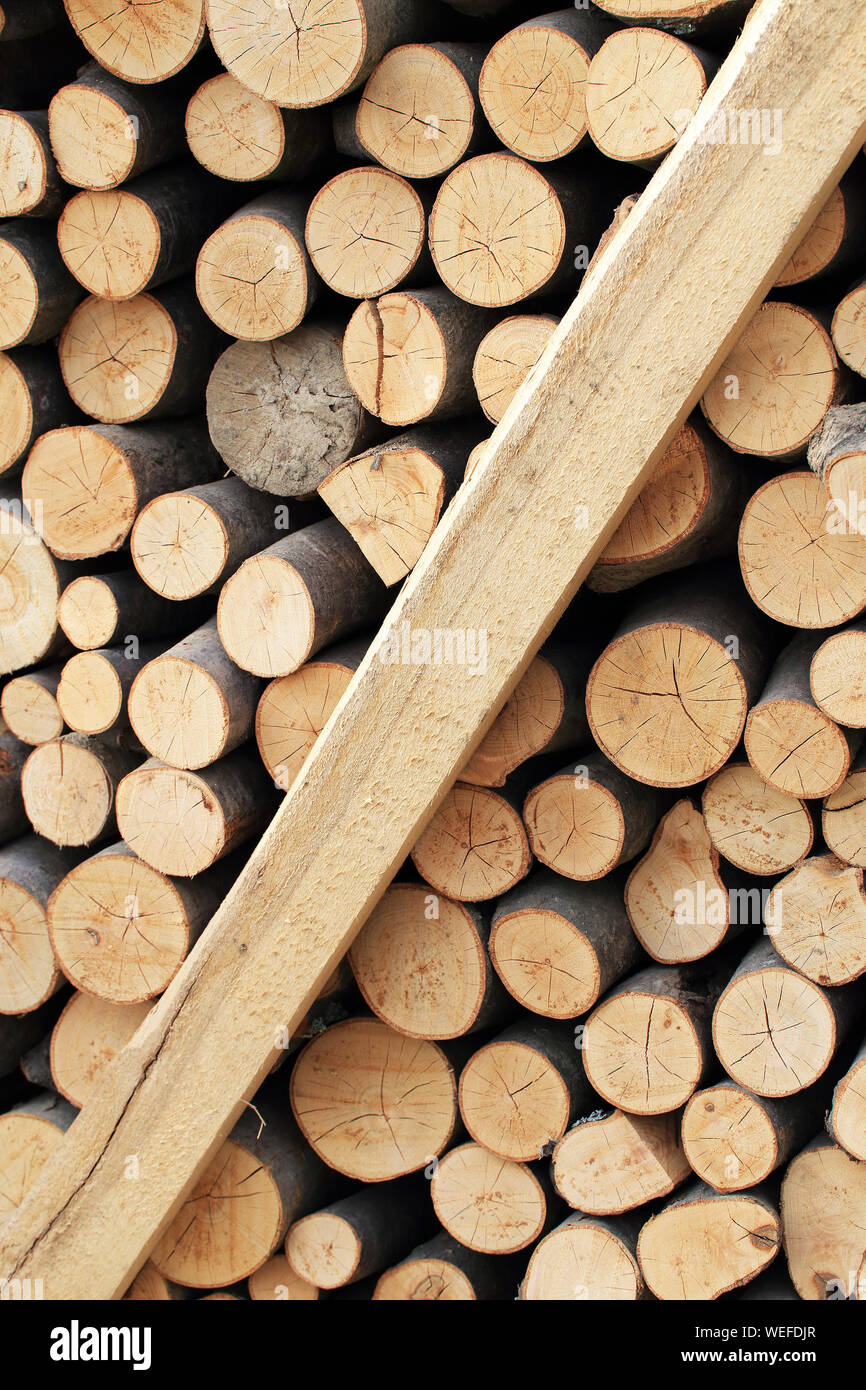 Lumberyard lumber hi-res stock photography and images - Alamy