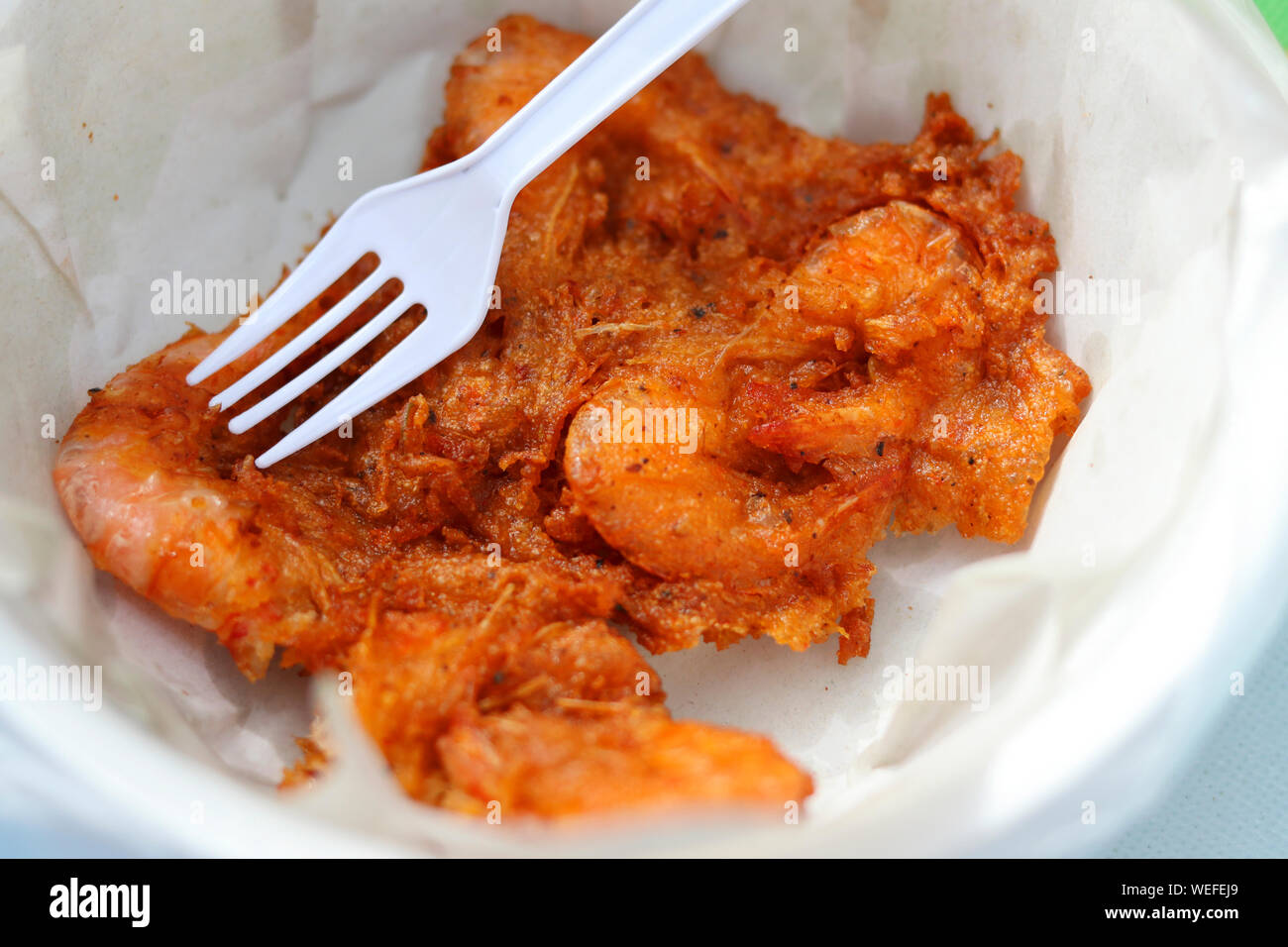 Golden prawn balls hi-res stock photography and images - Alamy