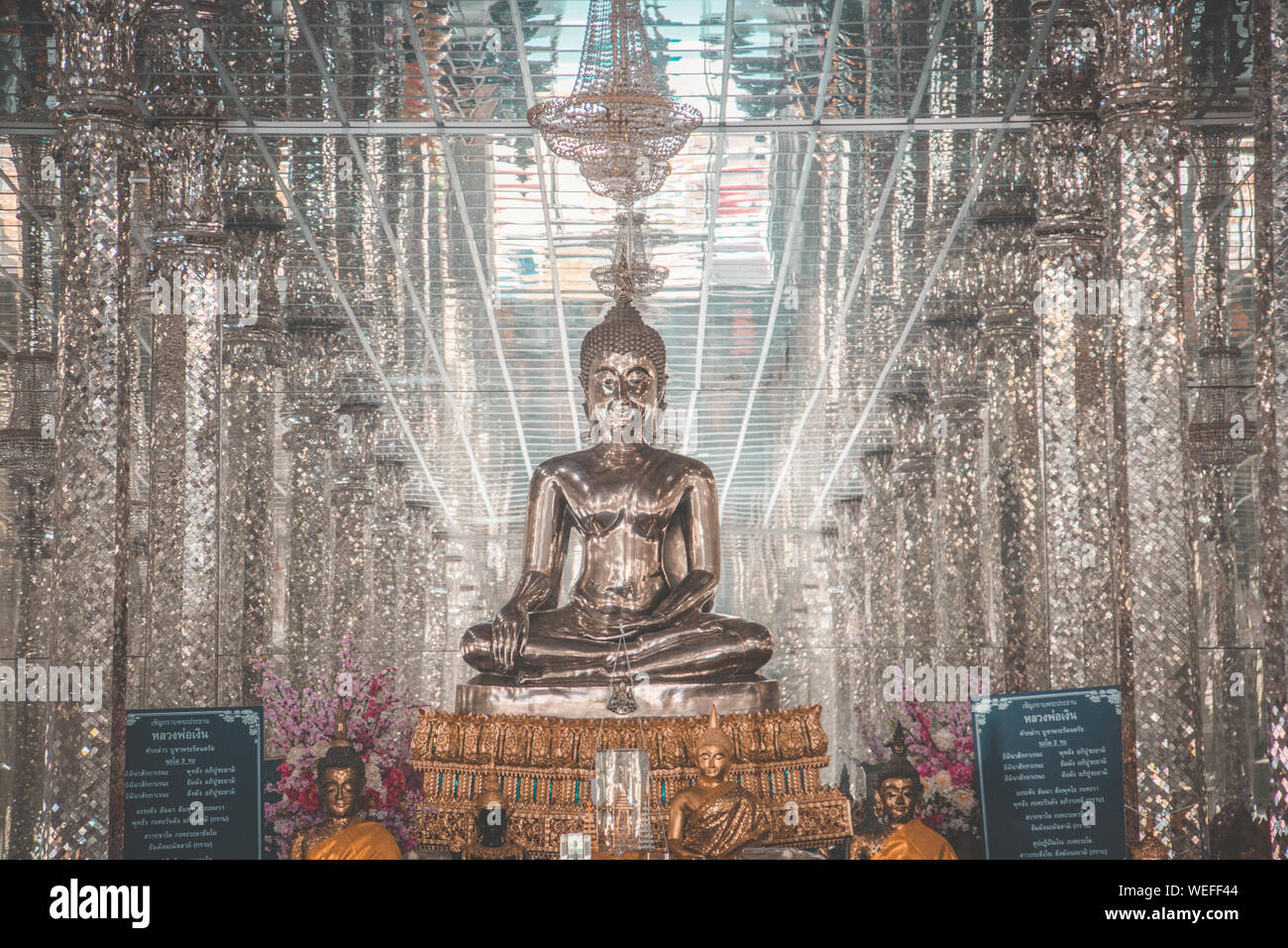 Statue history art architecture finger old antique hi-res stock ...