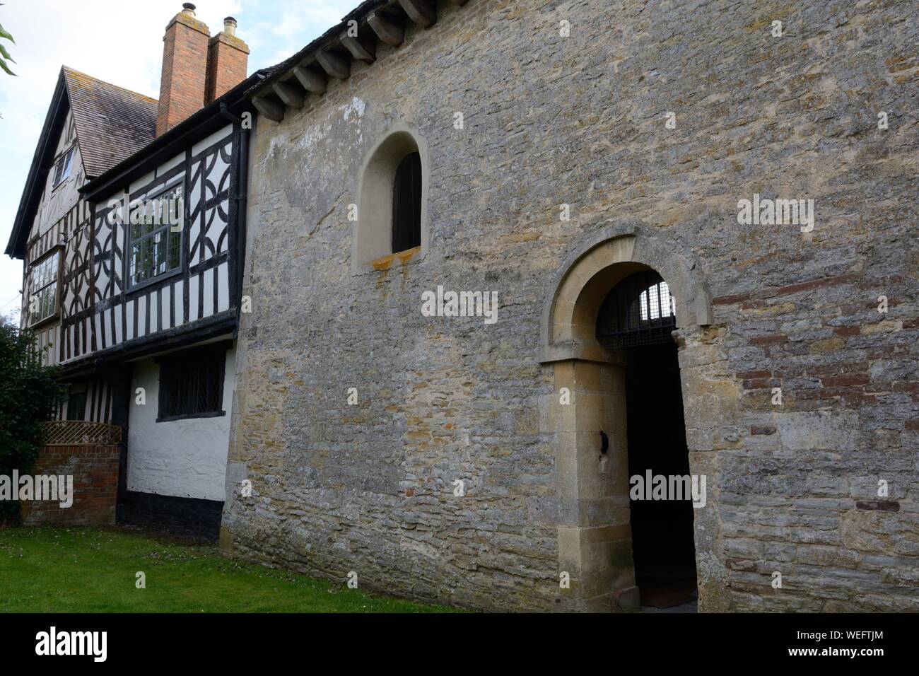 Saxon court hi-res stock photography and images - Alamy