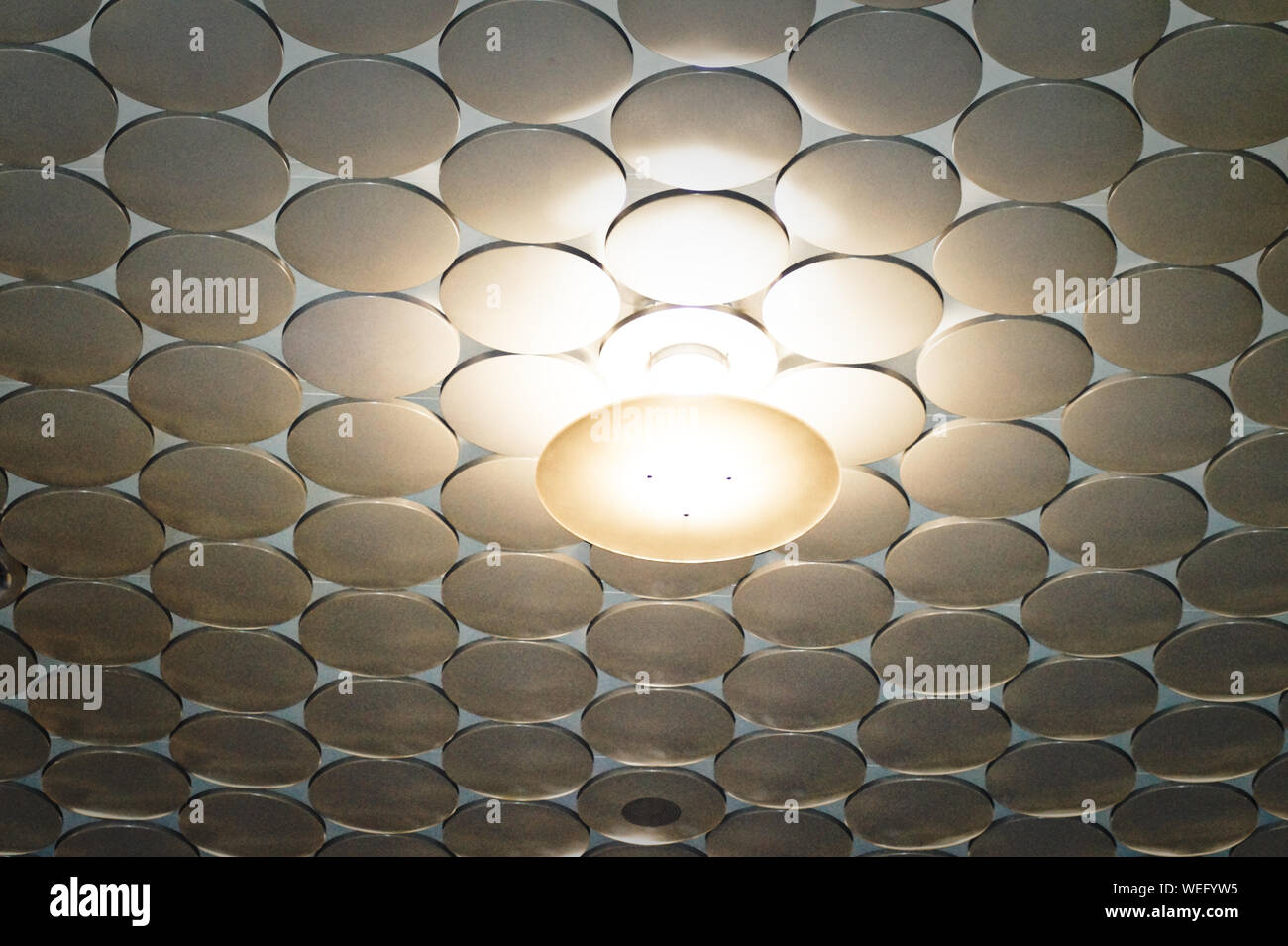 Row Of Ceiling Lights High Resolution Stock Photography and Images - Alamy