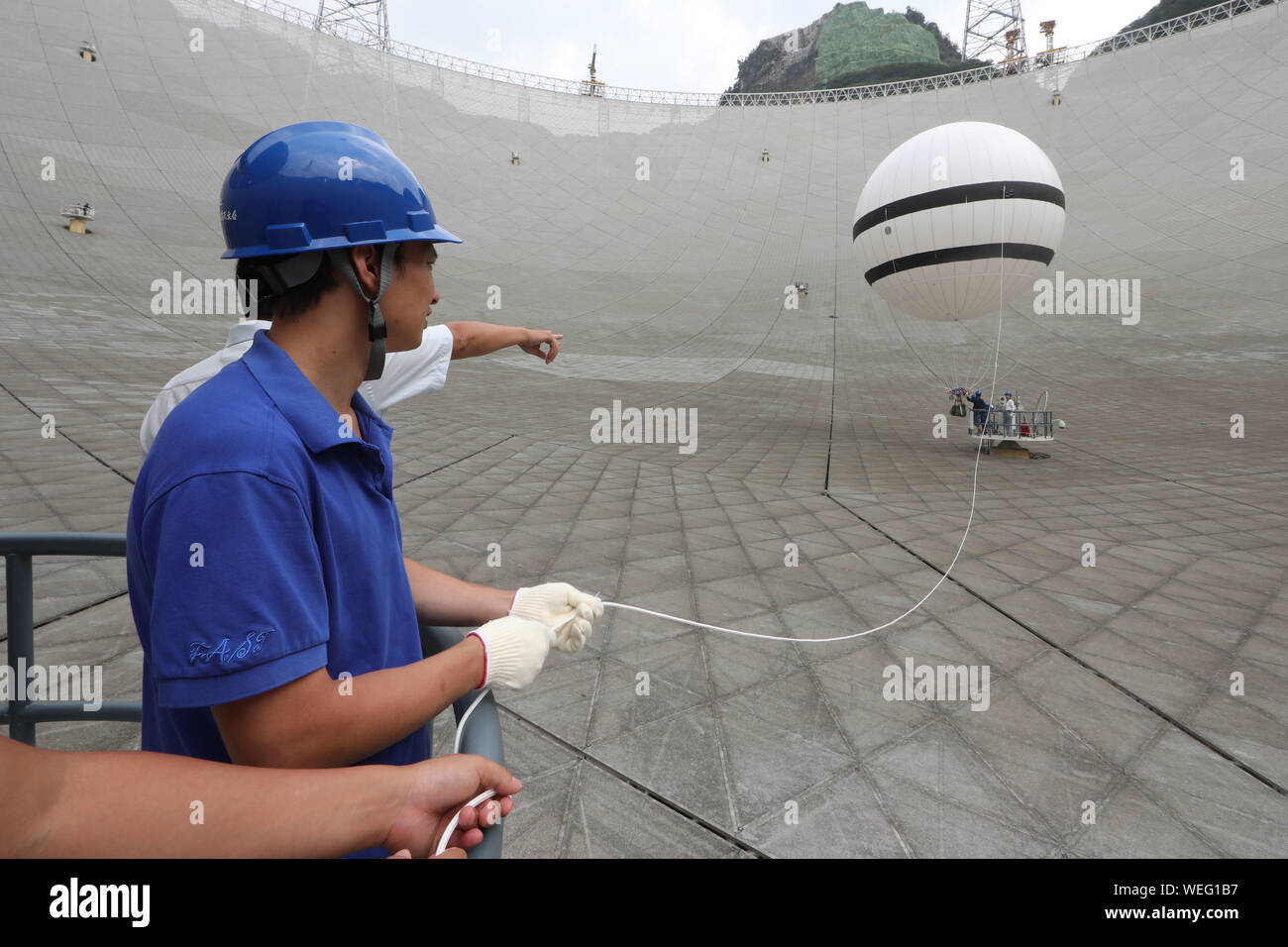 The worlds largest spherical helium balloon hi-res stock photography ...
