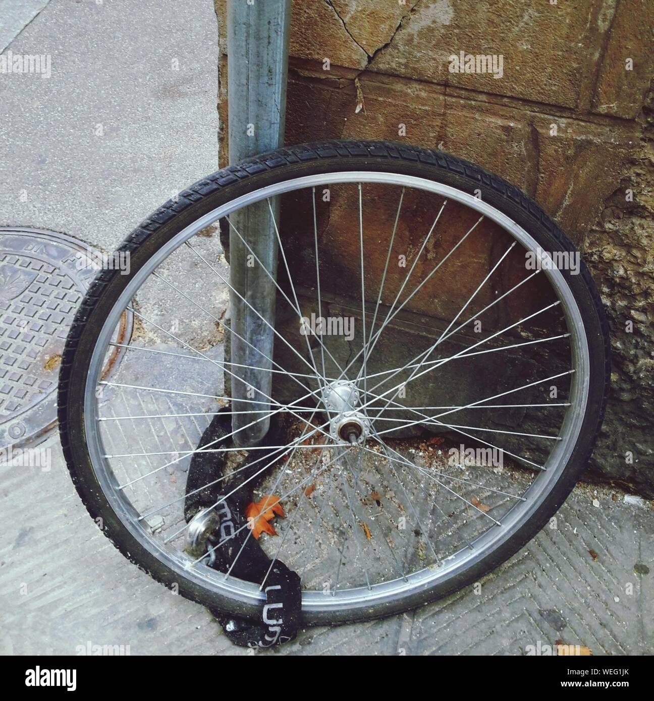 Close up wheel hi-res stock photography and images - Alamy