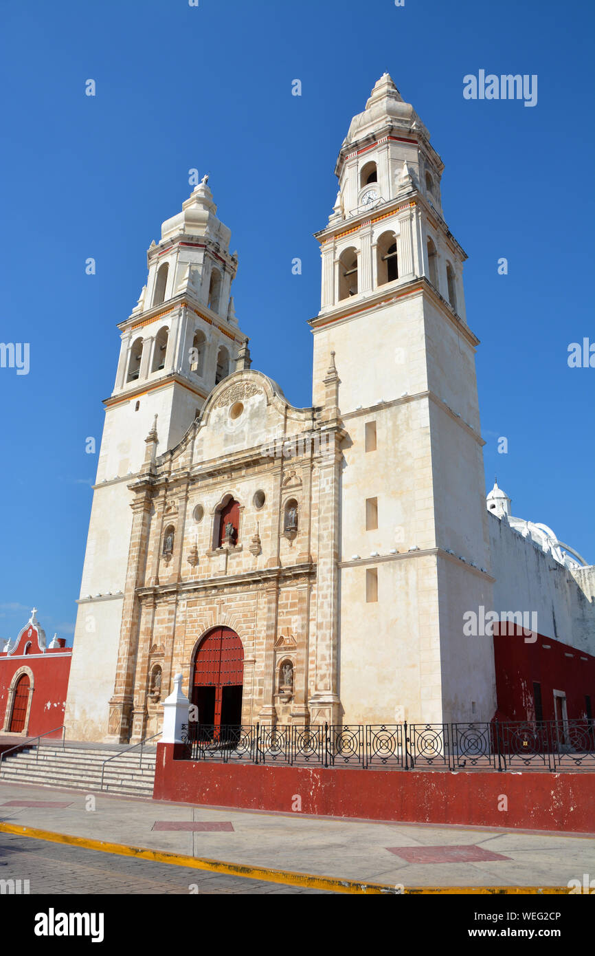 South america mexico tourist pyramid hi-res stock photography and ...