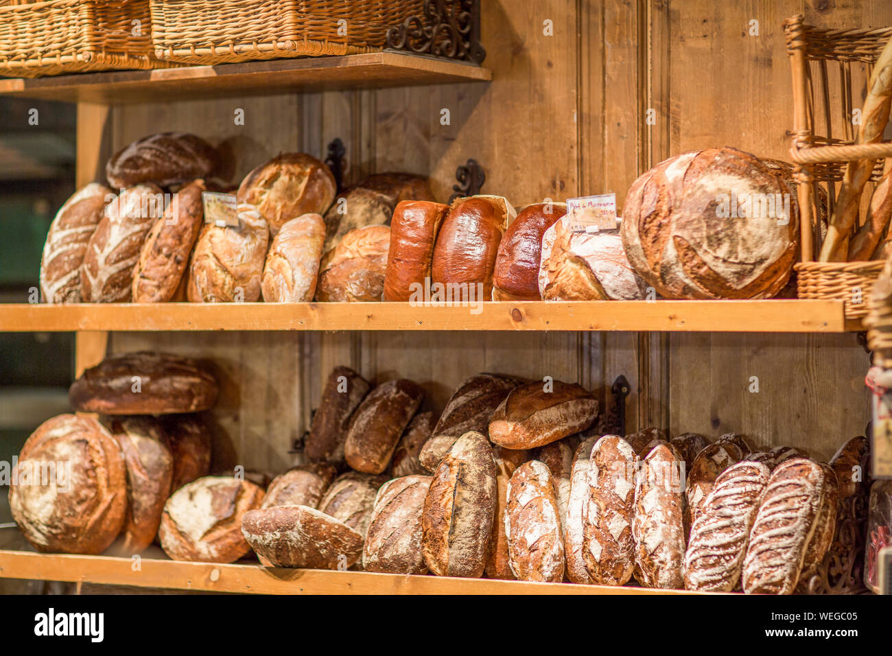 Bread in a bread shop in Paris, France Stock Photo - Alamy