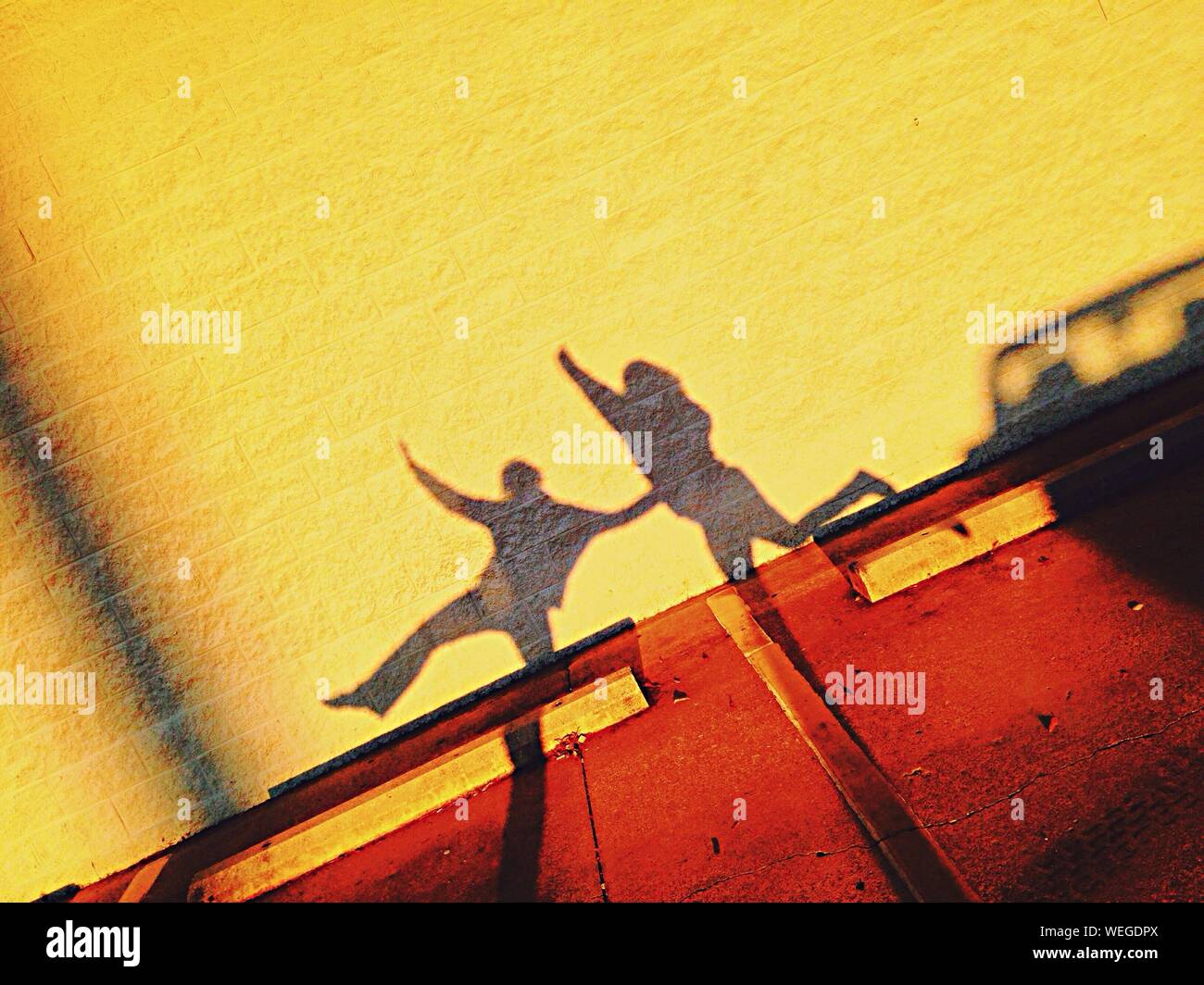 Motion shadows hi-res stock photography and images - Alamy