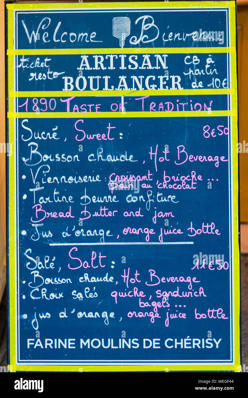 Chalkboard menu outside bakery, Farine Moulins de Chérisy, Paris ...