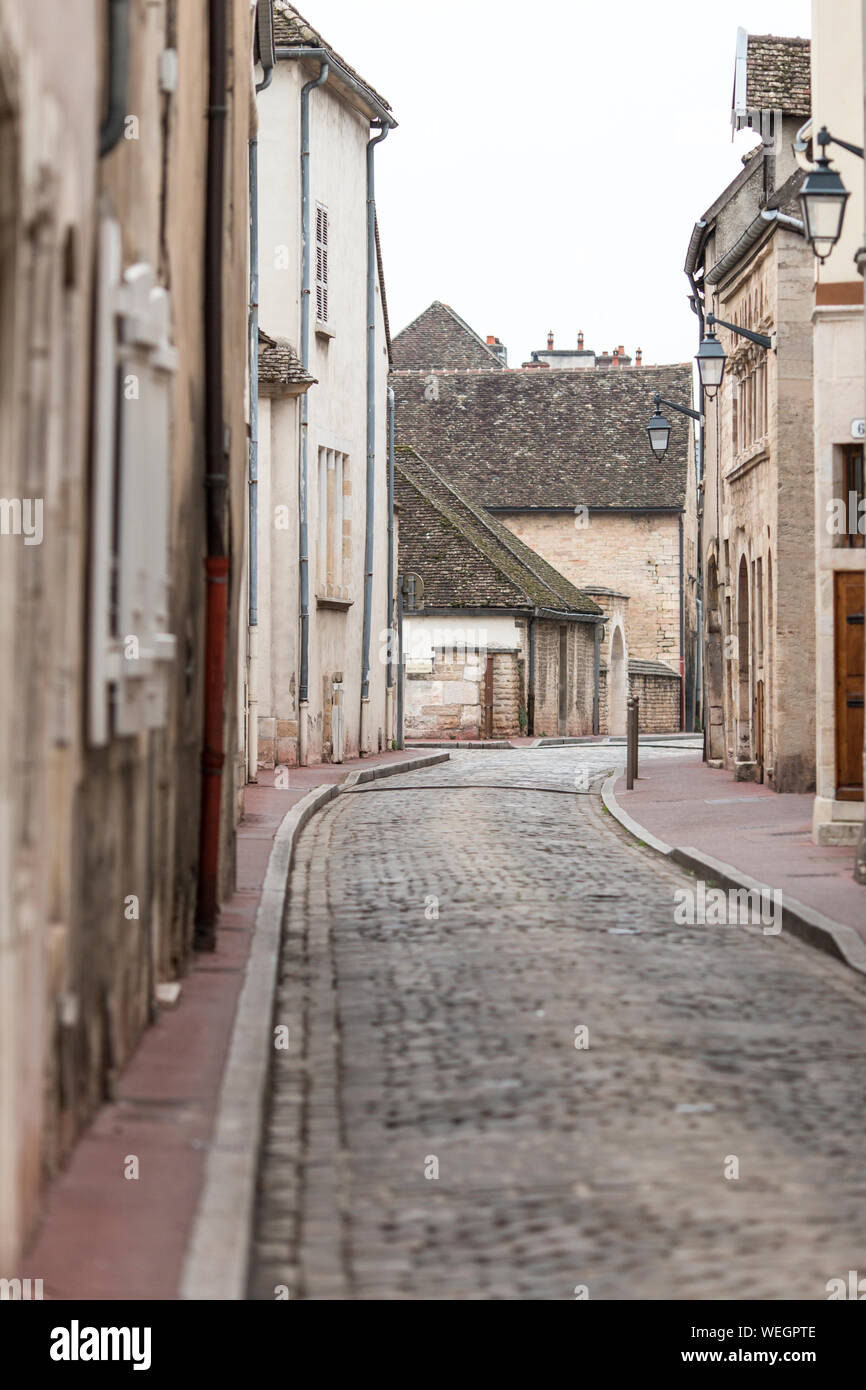 Beaune center hi-res stock photography and images - Alamy