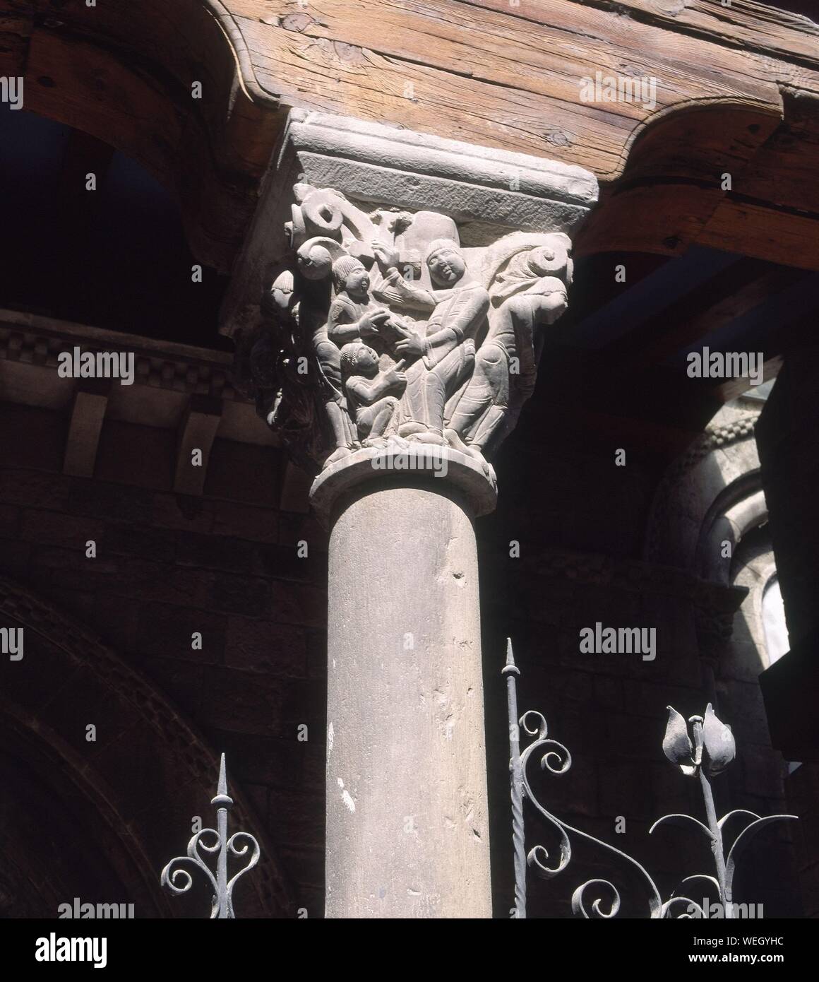 CAPITEL DE SAN SIXTO - CAPITEL DEL PORTICO MERIDIONAL DE LA CATEDRAL DE ...