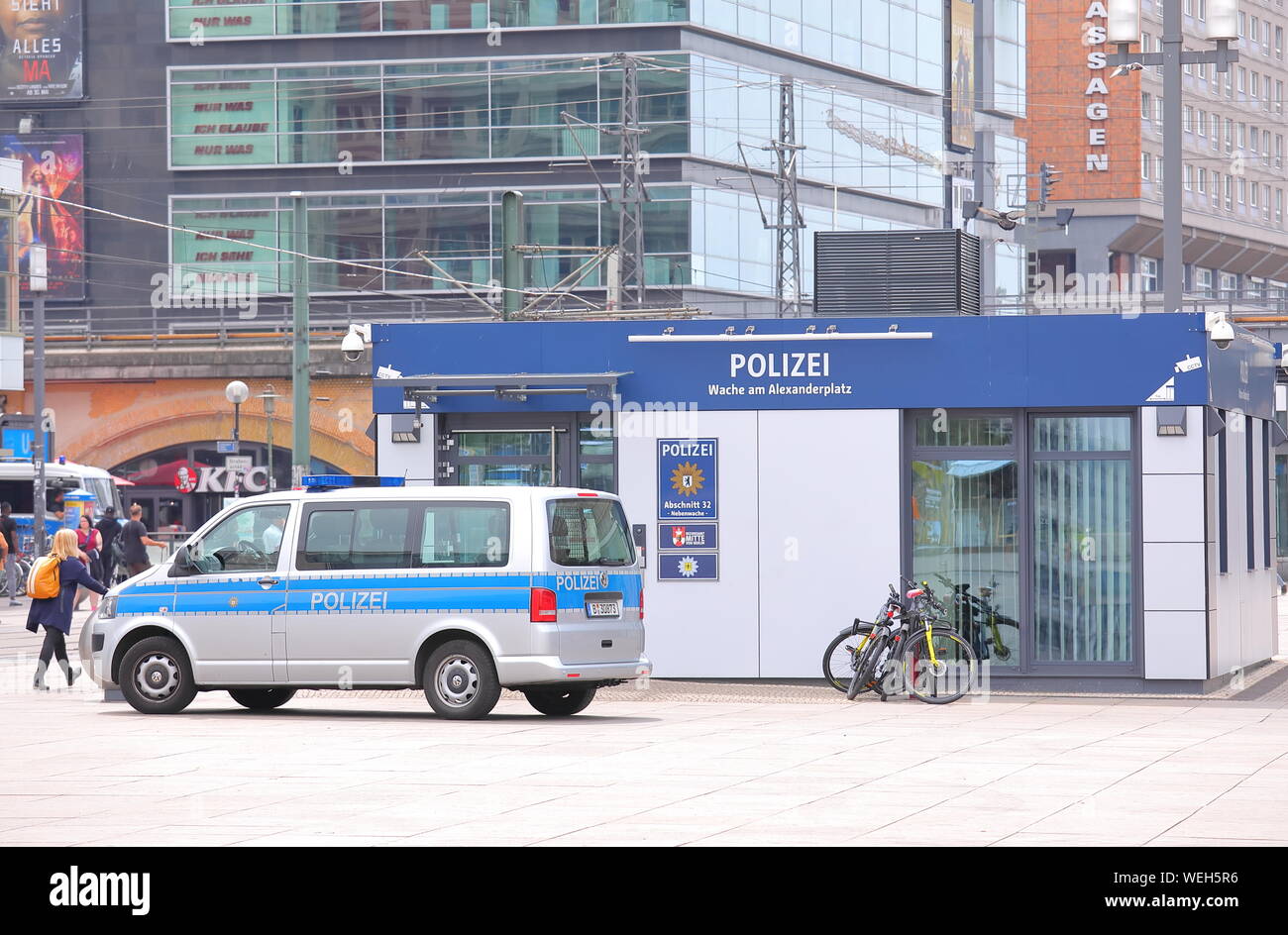 German police station hi-res stock photography and images - Alamy