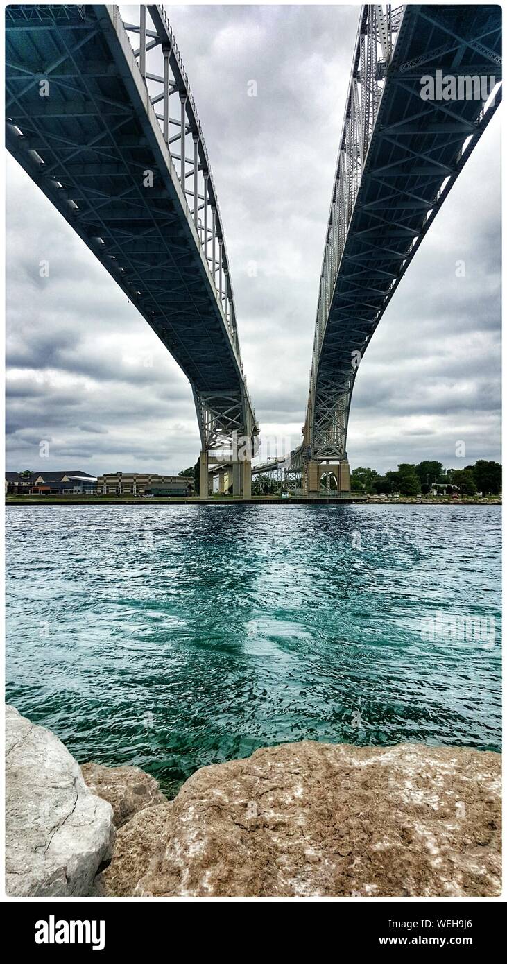 Most famous bridges Cut Out Stock Images & Pictures - Alamy