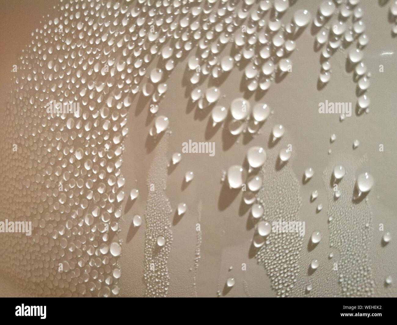 Water drop bucket hi-res stock photography and images - Alamy