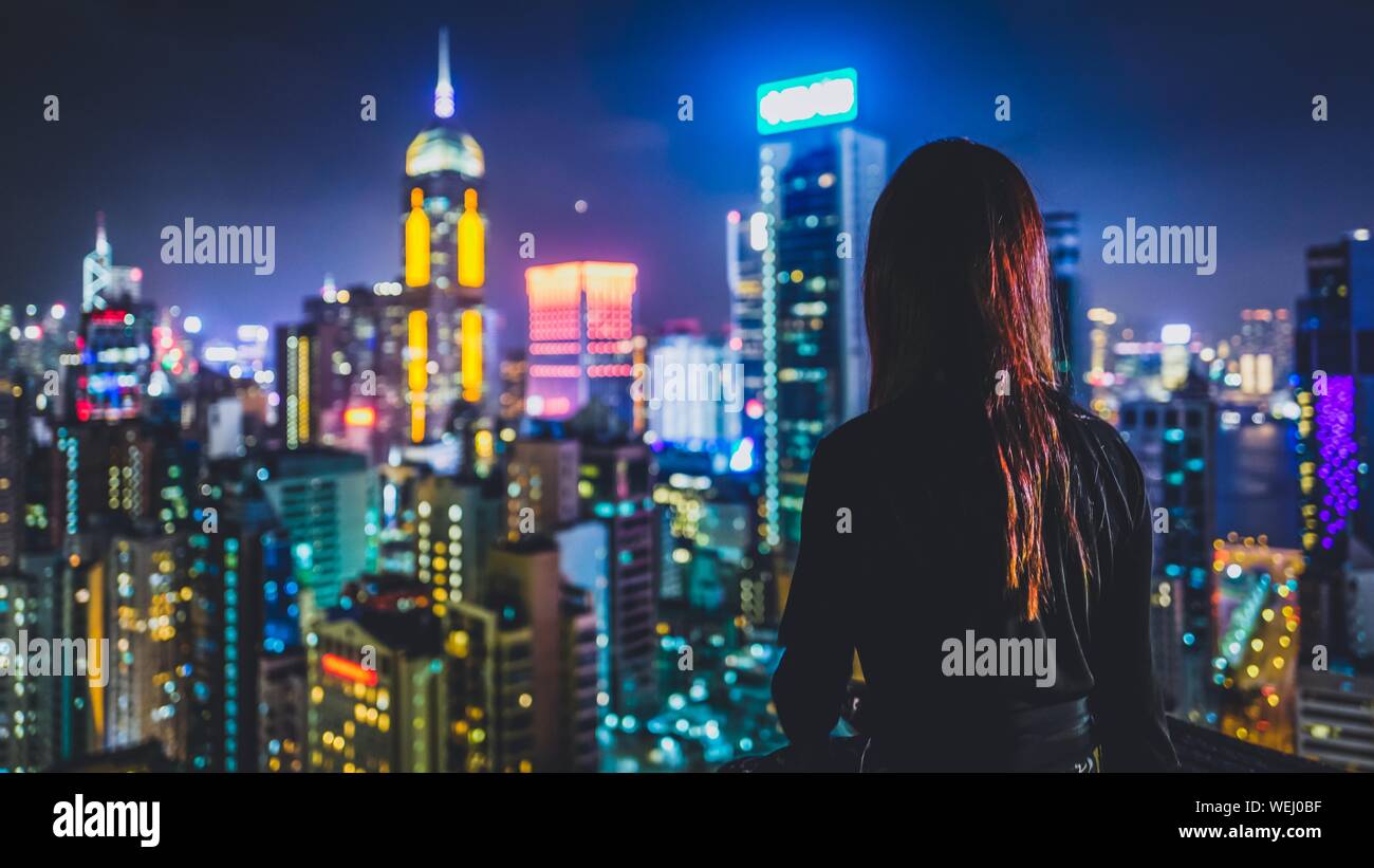 Person overlooking cityscape hi-res stock photography and images - Alamy