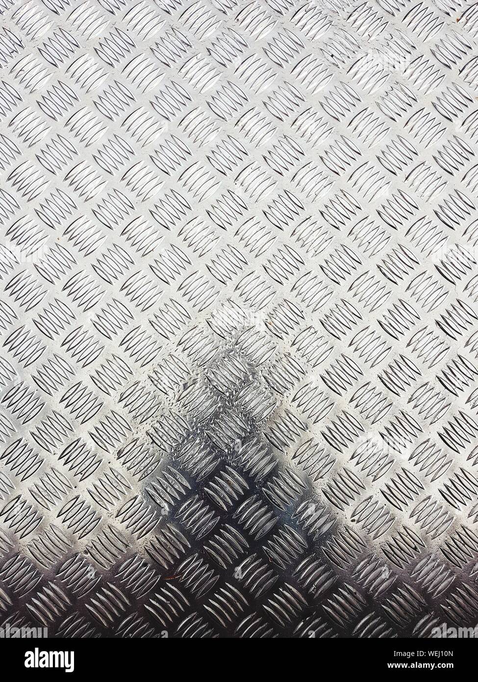 Diamond metal sheet hi-res stock photography and images - Alamy