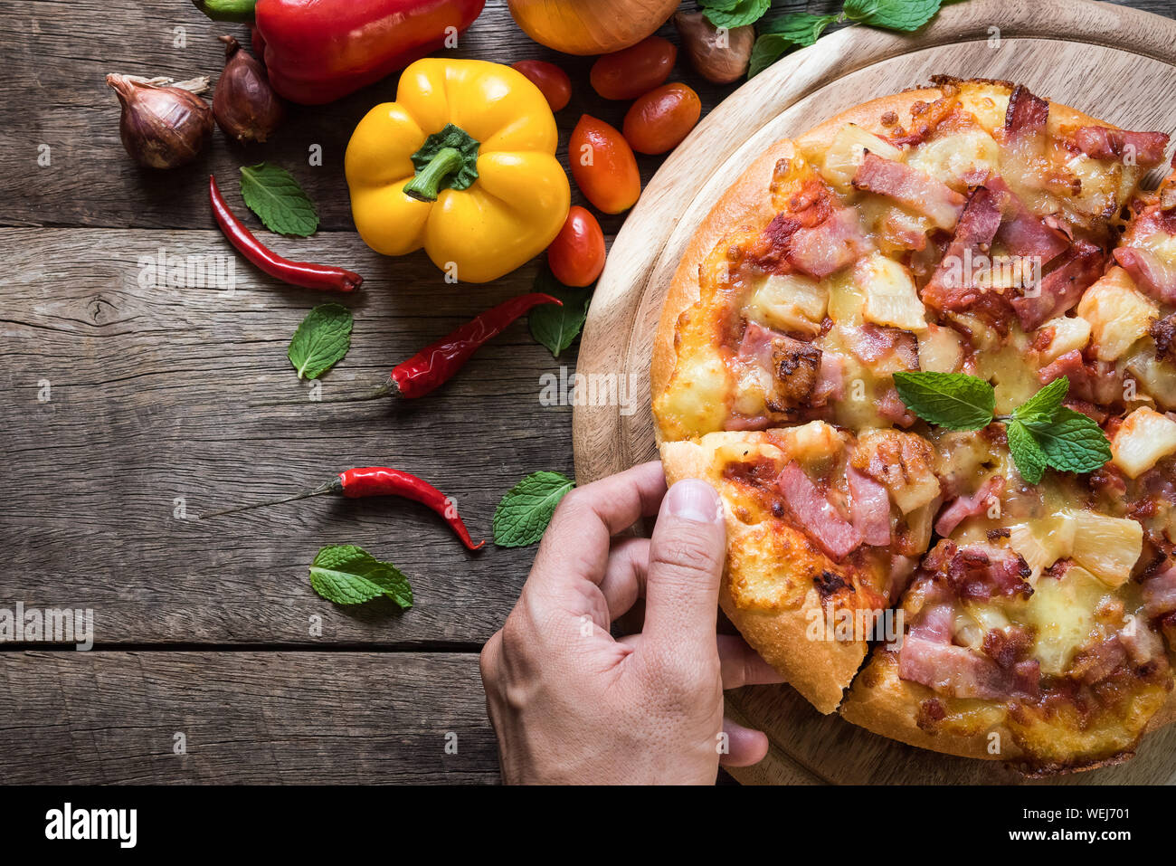 Vegetable man slice hi-res stock photography and images - Alamy