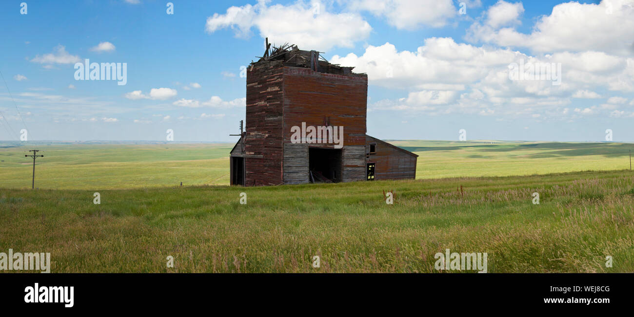 abandoned farm building on the prairie, panoramic image Stock Photo - Alamy