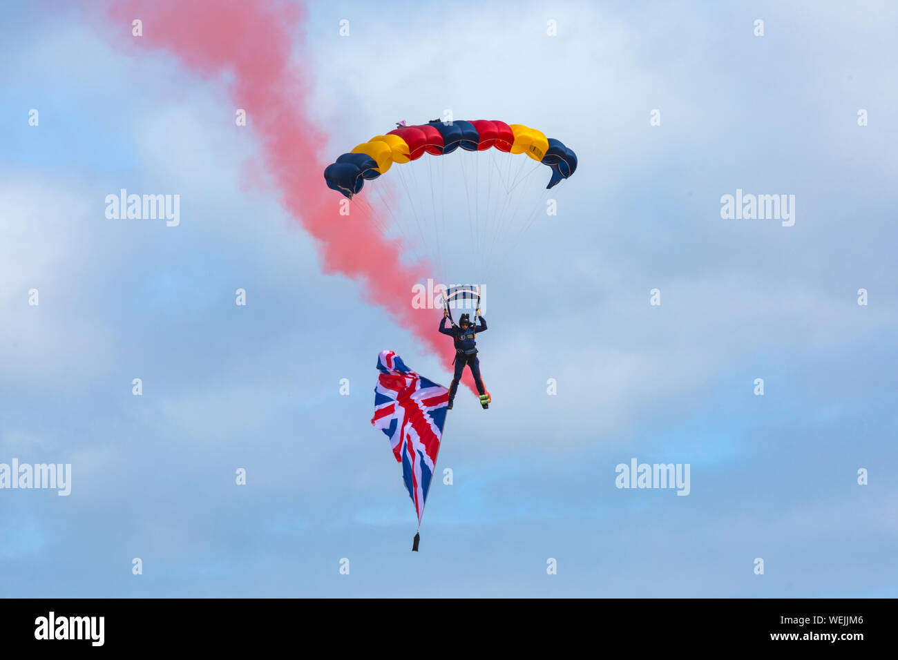 Bournemouth, UK. 30th August 2019. Tigers Freefall Parachute Display ...