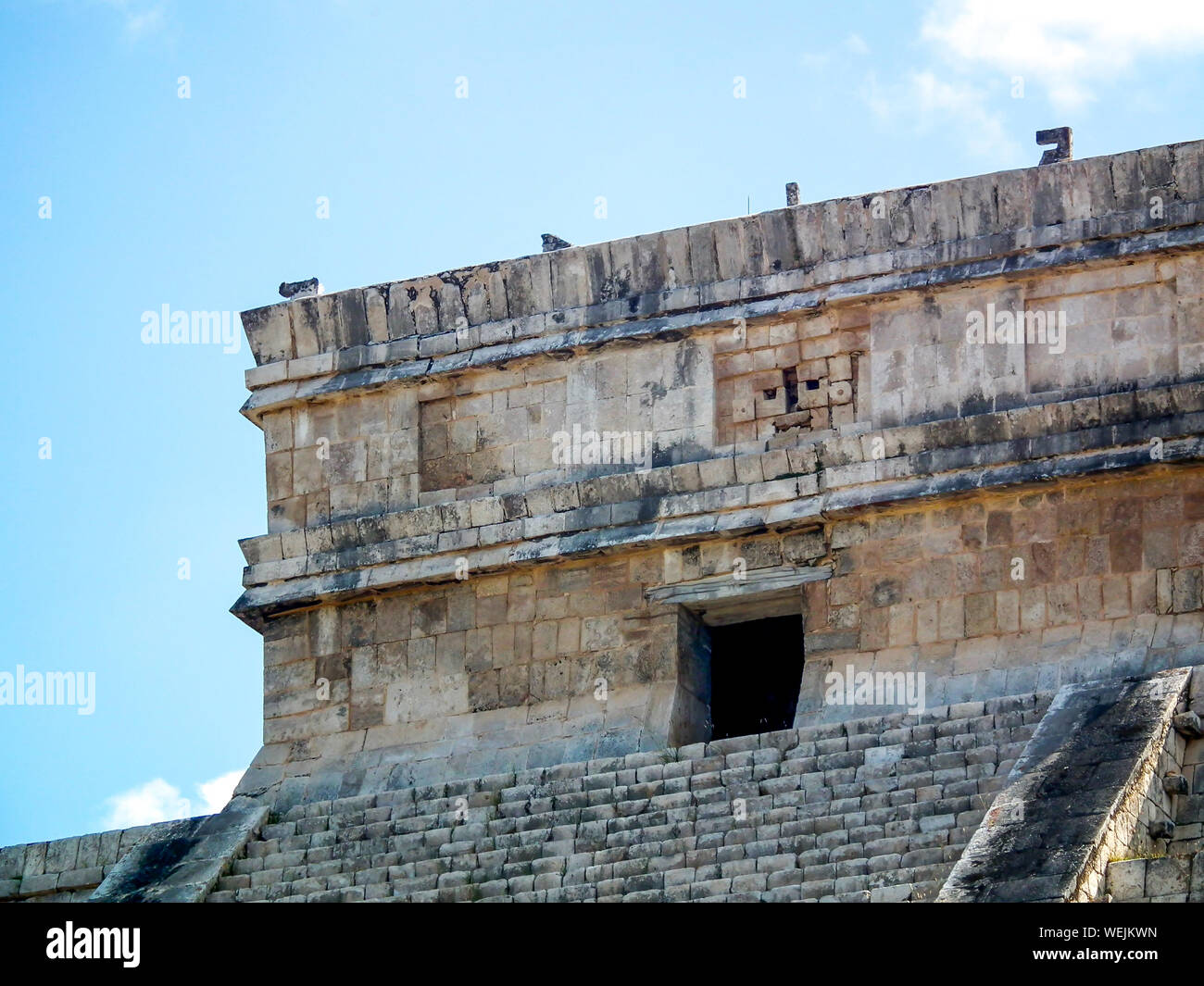 Ruin of a building architecture hi-res stock photography and images - Alamy