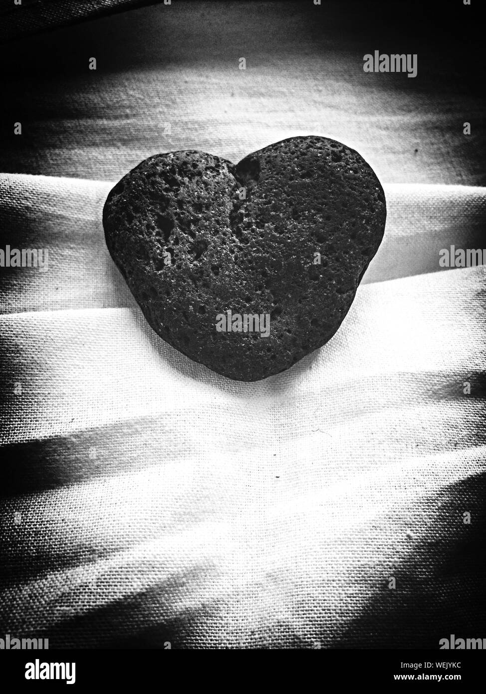 Rock bed hi-res stock photography and images - Alamy