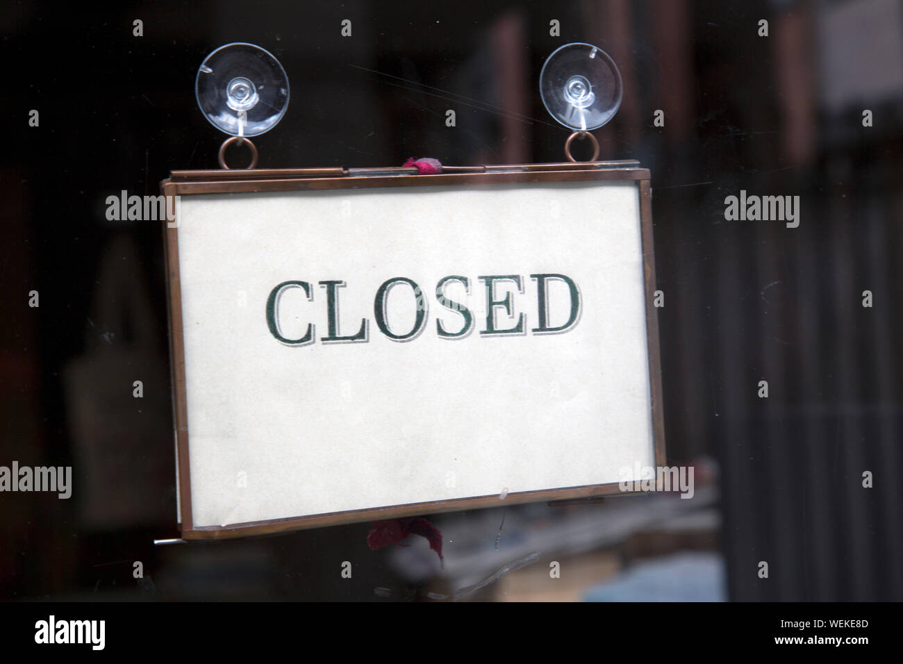 Closed Sign on Shop Door Stock Photo - Alamy